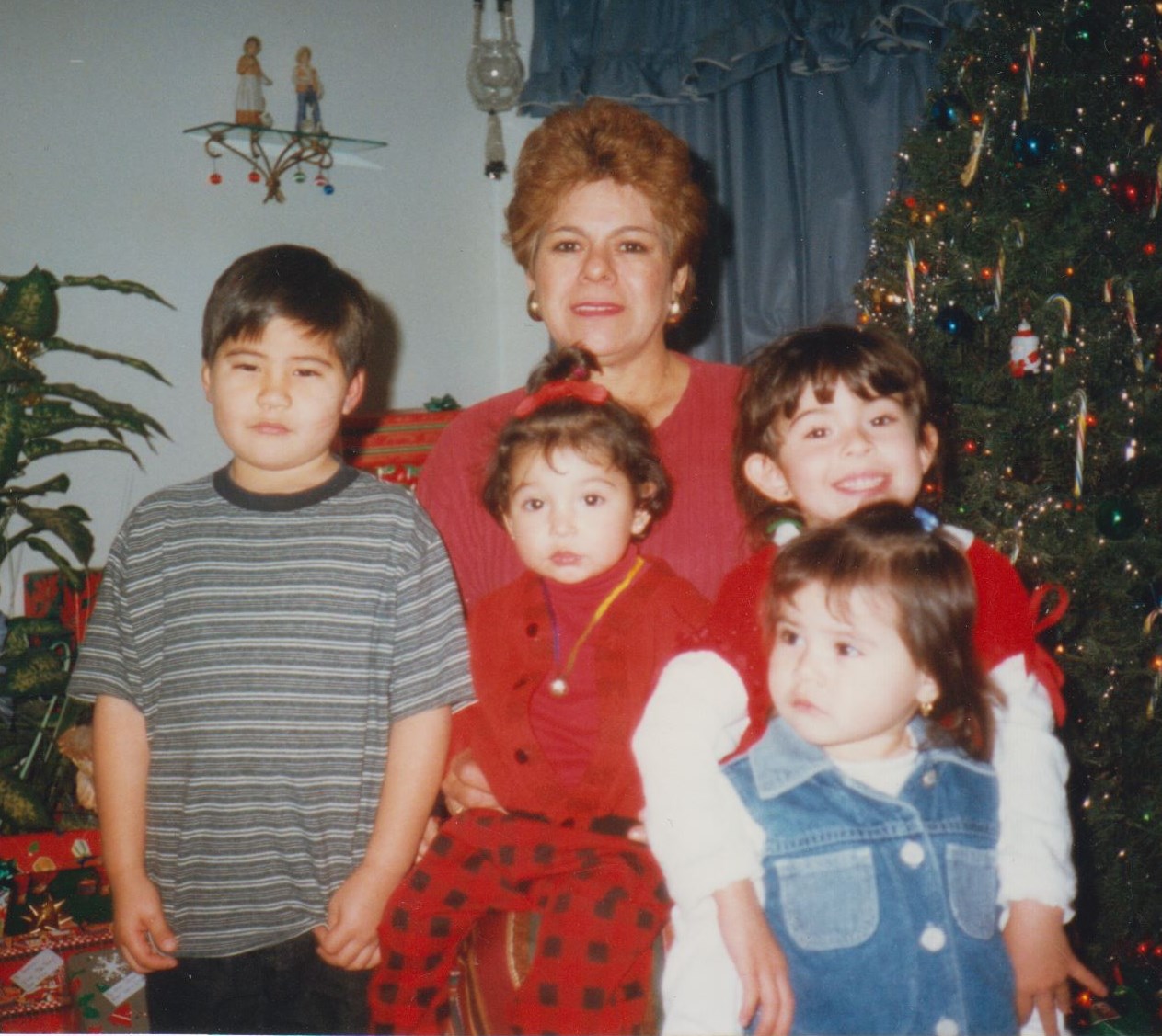 Silvia Navarro Y Su Familia