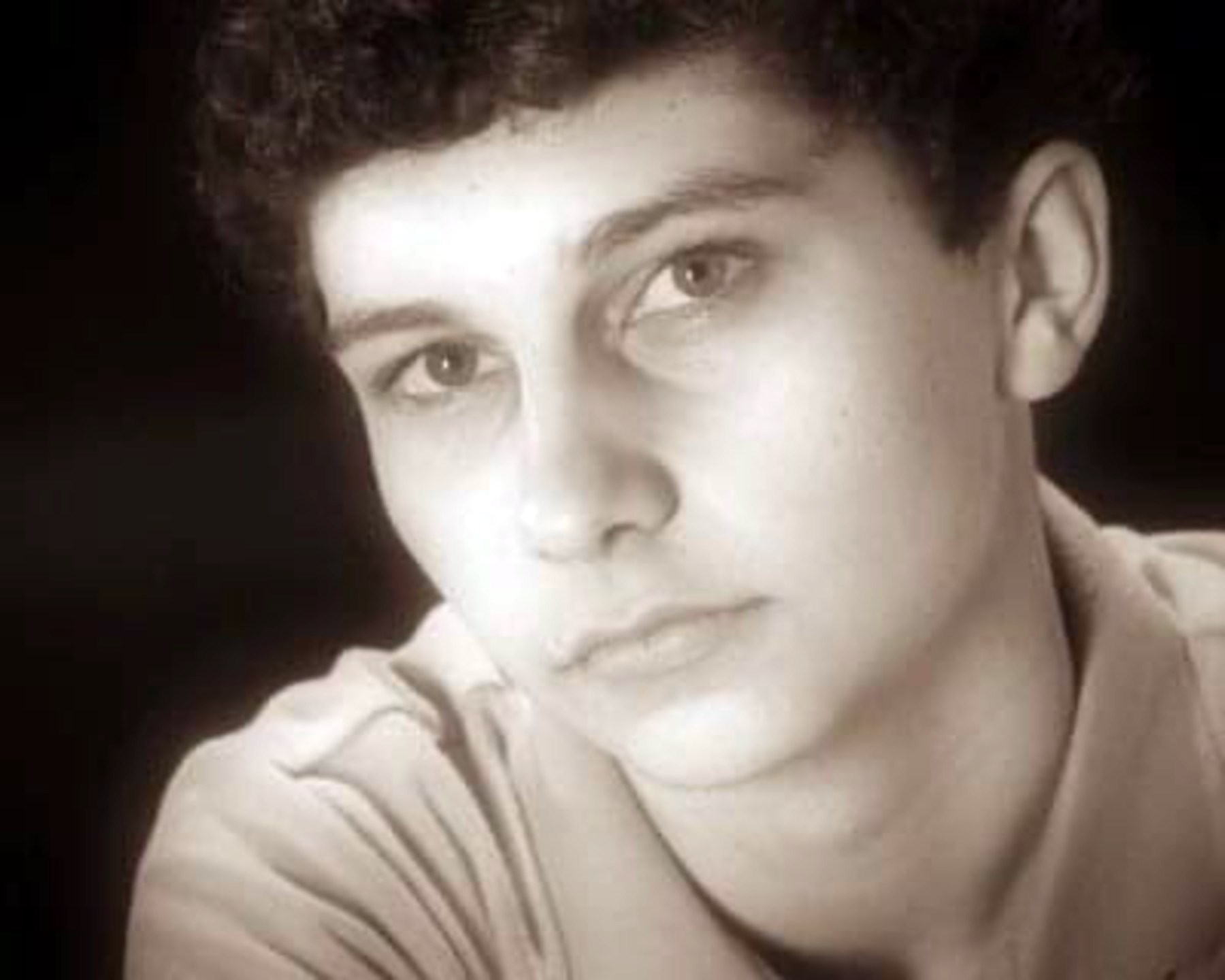 Matthew Sutter's Instagram, Twitter & Facebook on IDCrawl