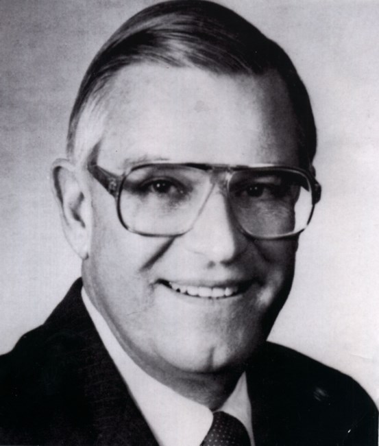 Roger W. Gilbert Obituary - Corona Del Mar, CA