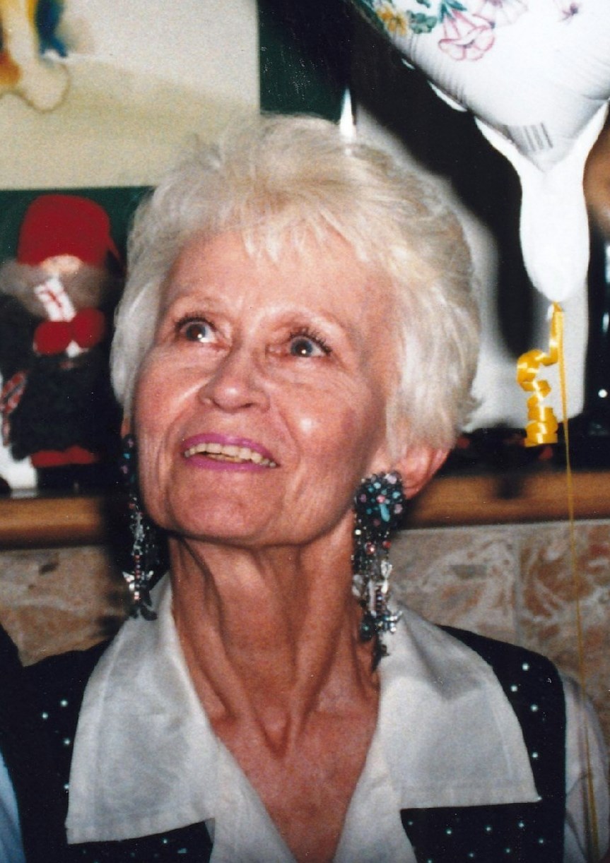 Maggie Novion Obituary - Seattle, WA