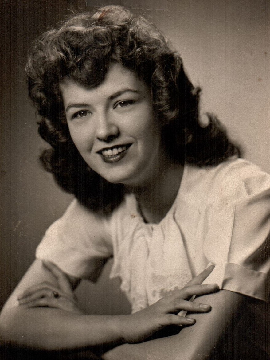 Lillian Hall Obituary - Oakbrook Terrace, IL