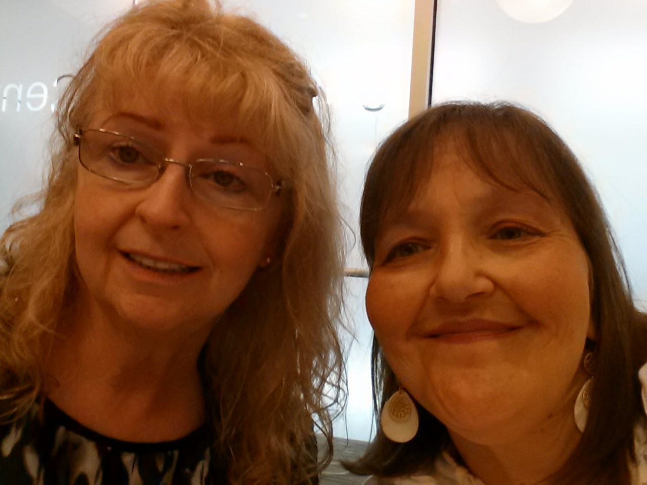 Paula Livingston's Instagram, Twitter & Facebook on IDCrawl