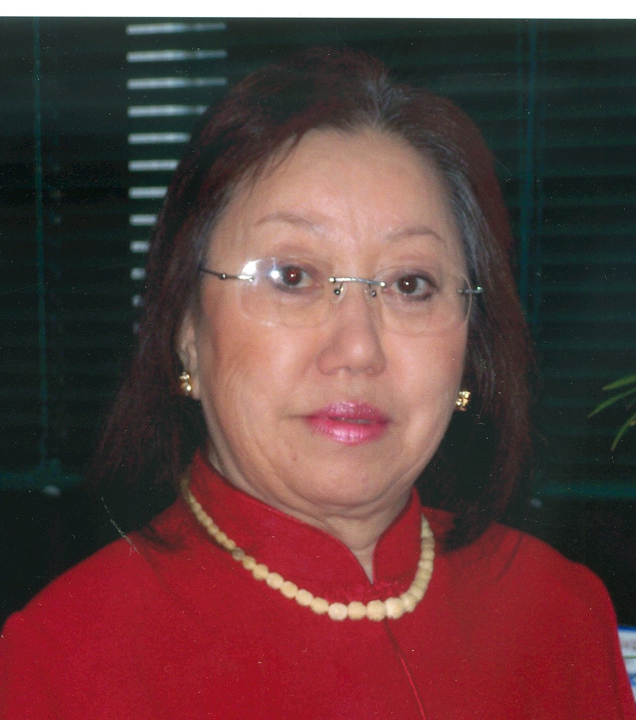 Esther Lau's Instagram, Twitter & Facebook on IDCrawl