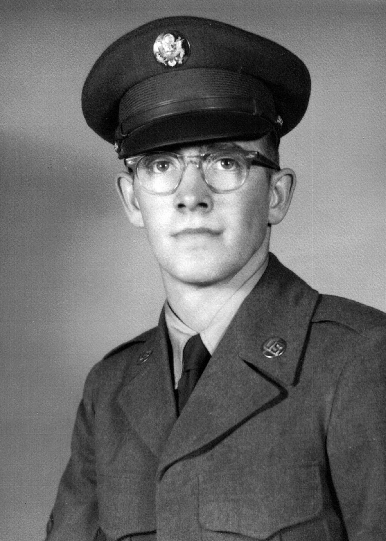 Ross Riddle's Instagram, Twitter & Facebook on IDCrawl