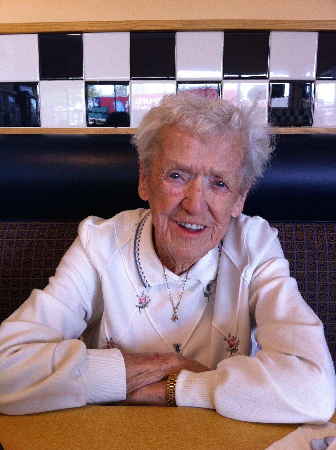 Helen Ardell Rutledge Obituary - Surrey, BC