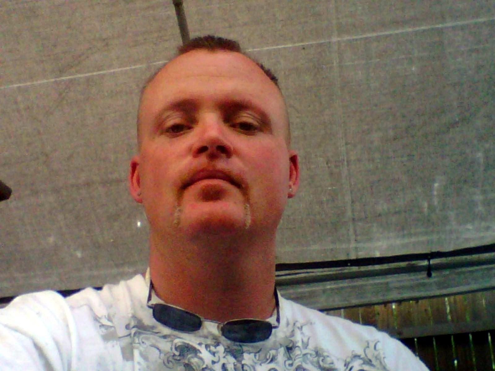 Mark Hedges's Instagram, Twitter & Facebook on IDCrawl