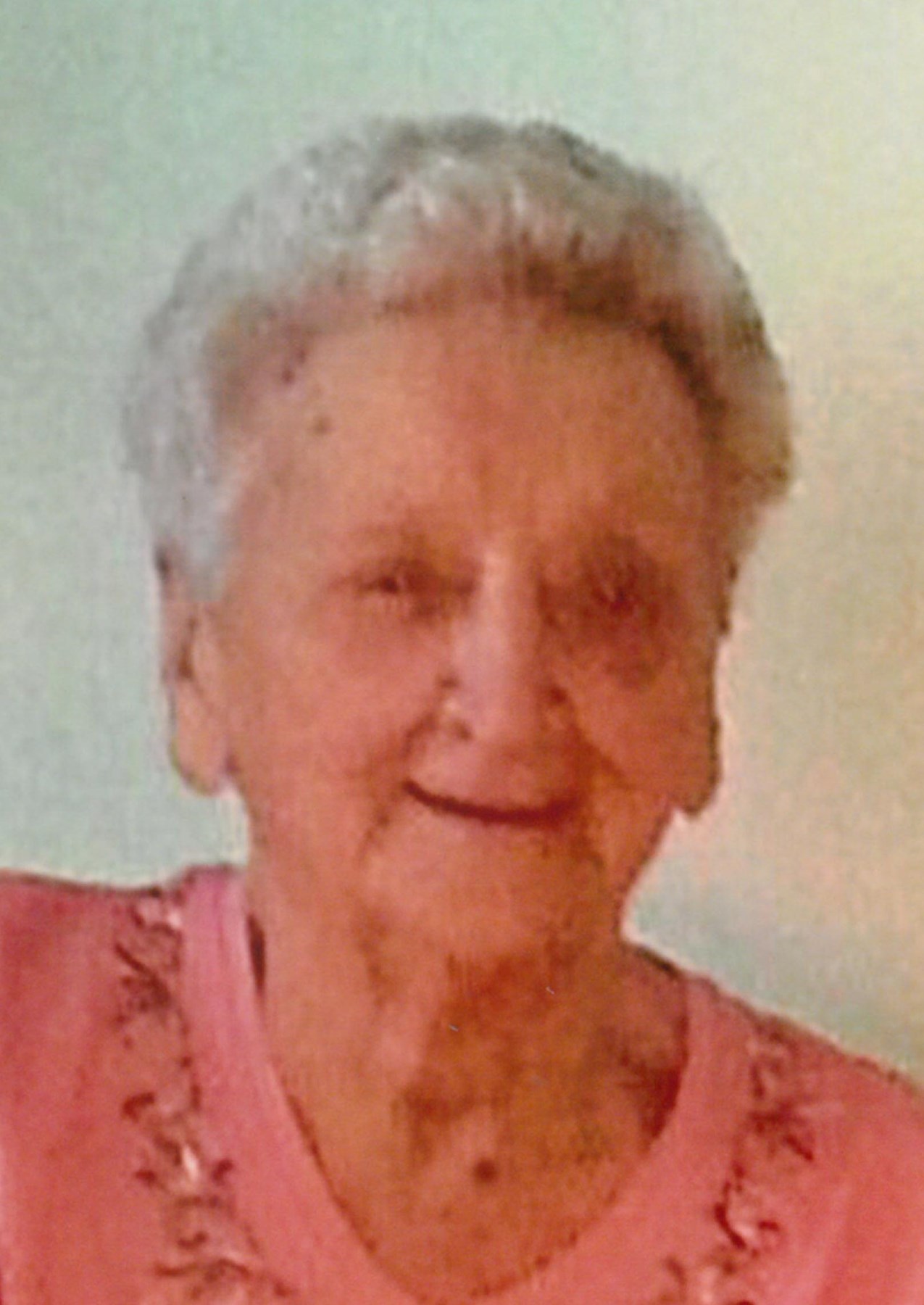 Elizabeth Halloran's Instagram, Twitter & Facebook on IDCrawl