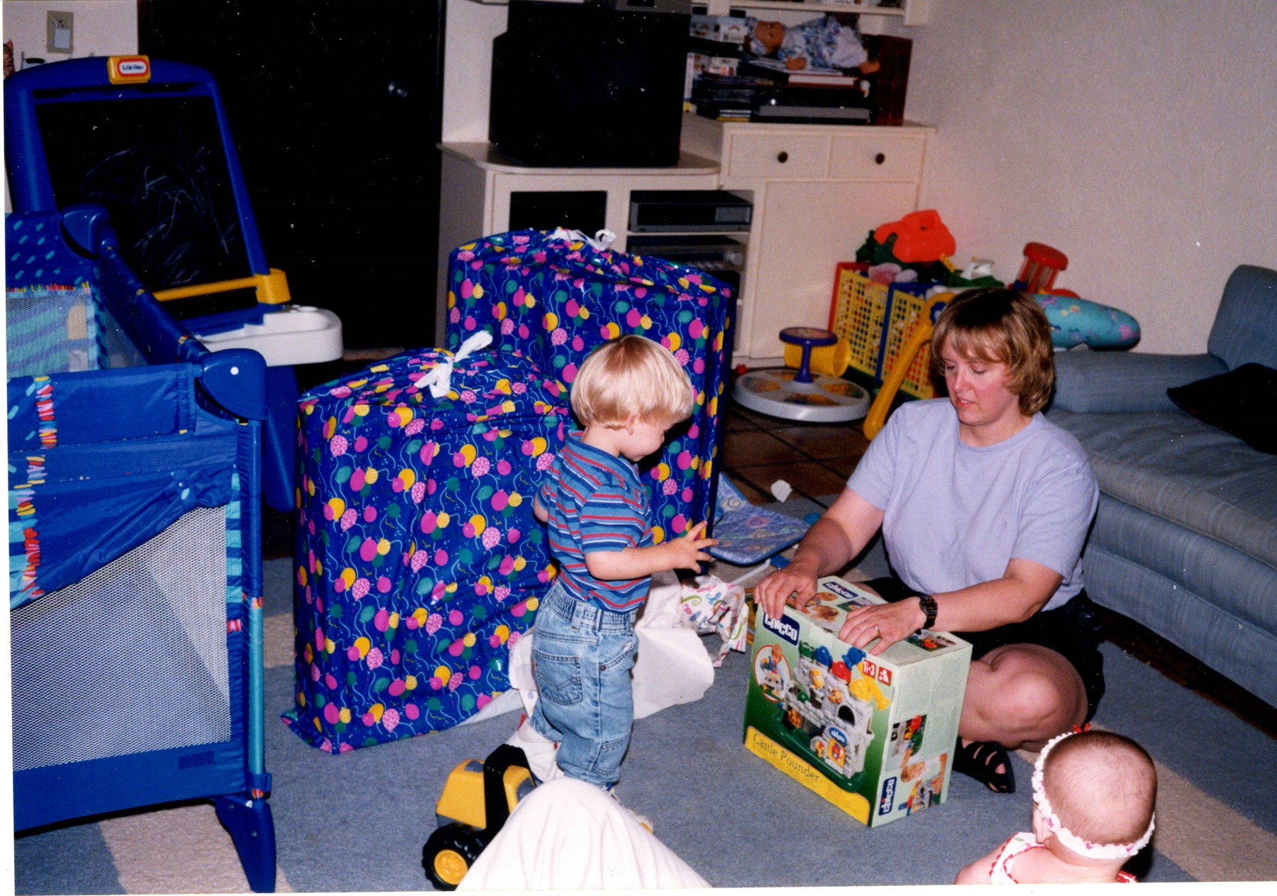 Castle Pounder By Chicco