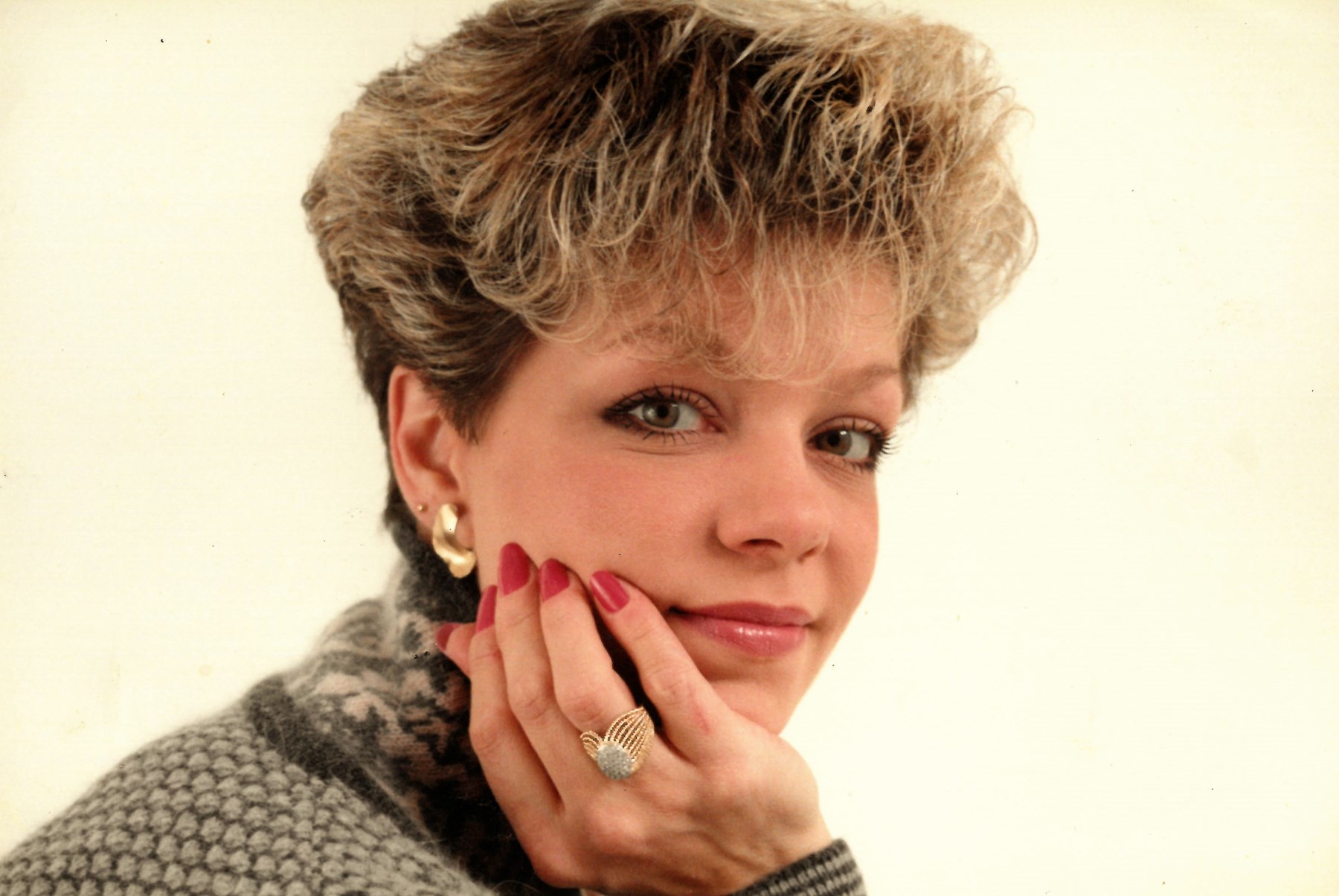 Andrea Prohaska's Instagram, Twitter & Facebook on IDCrawl