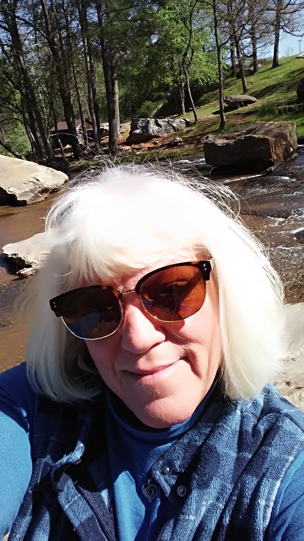 Roxann Hall's Instagram, Twitter & Facebook on IDCrawl