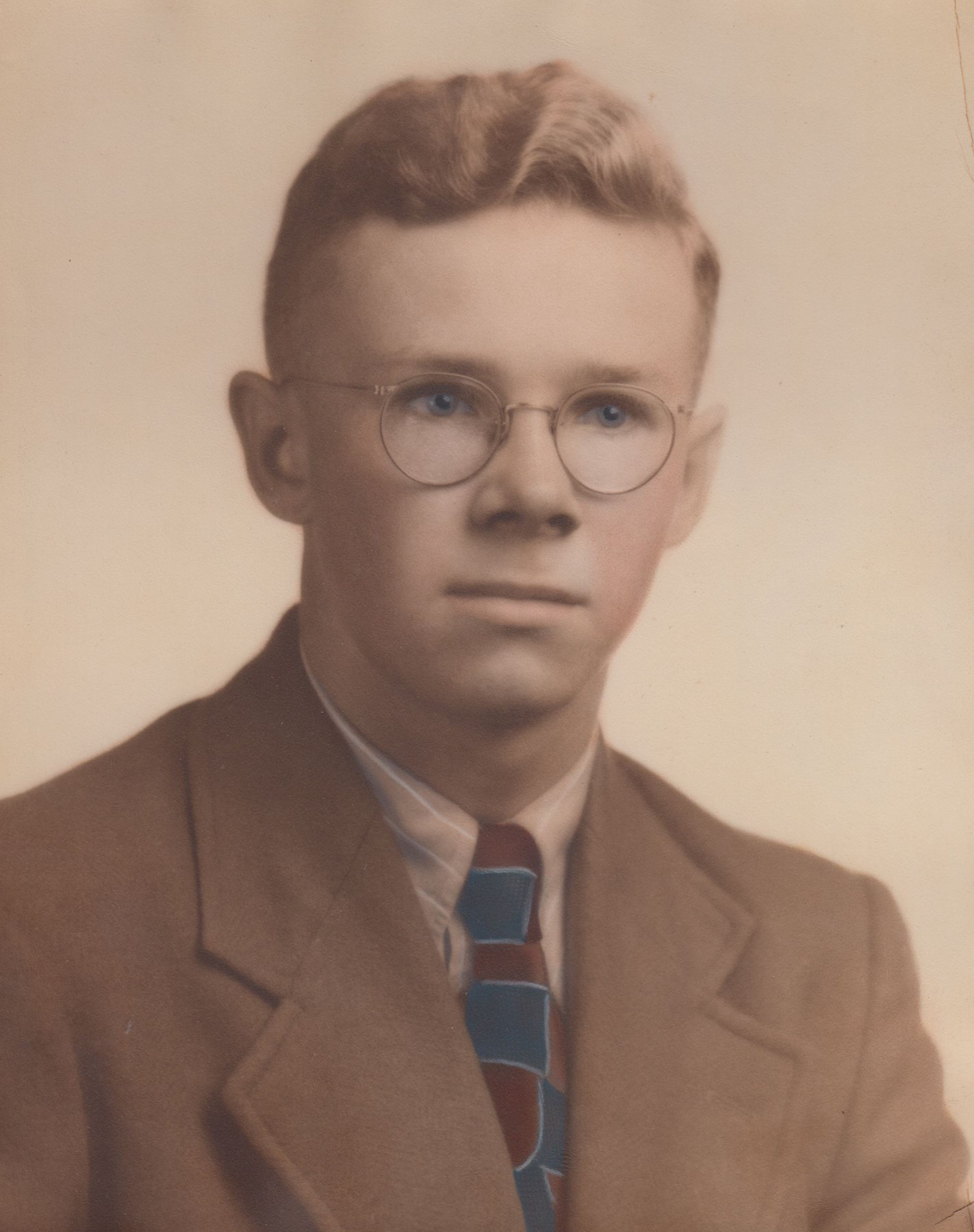 Robert Heggie's Instagram, Twitter & Facebook on IDCrawl