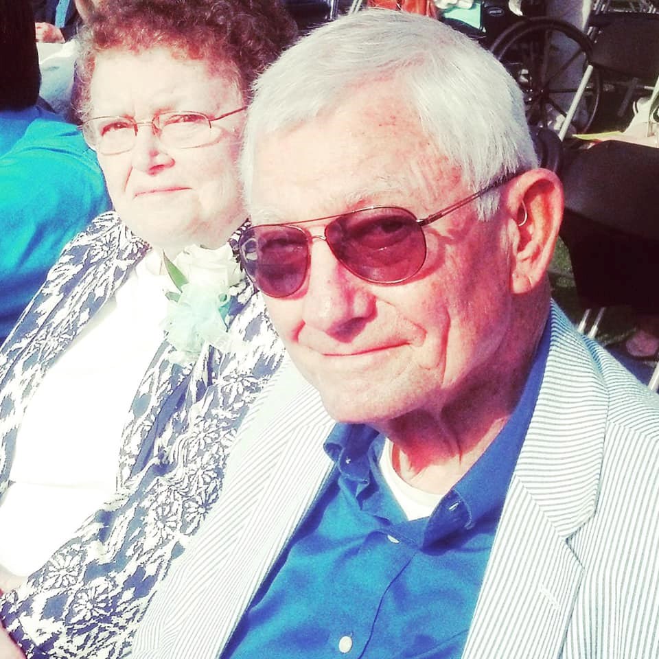 Caroline Potts's Instagram, Twitter & Facebook on IDCrawl