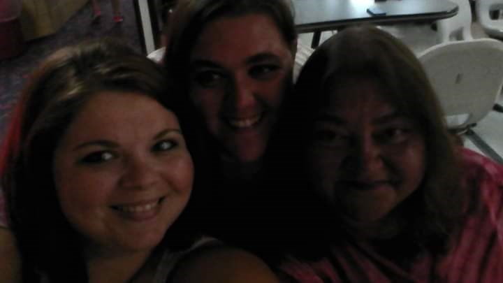 April Eason's Instagram, Twitter & Facebook on IDCrawl