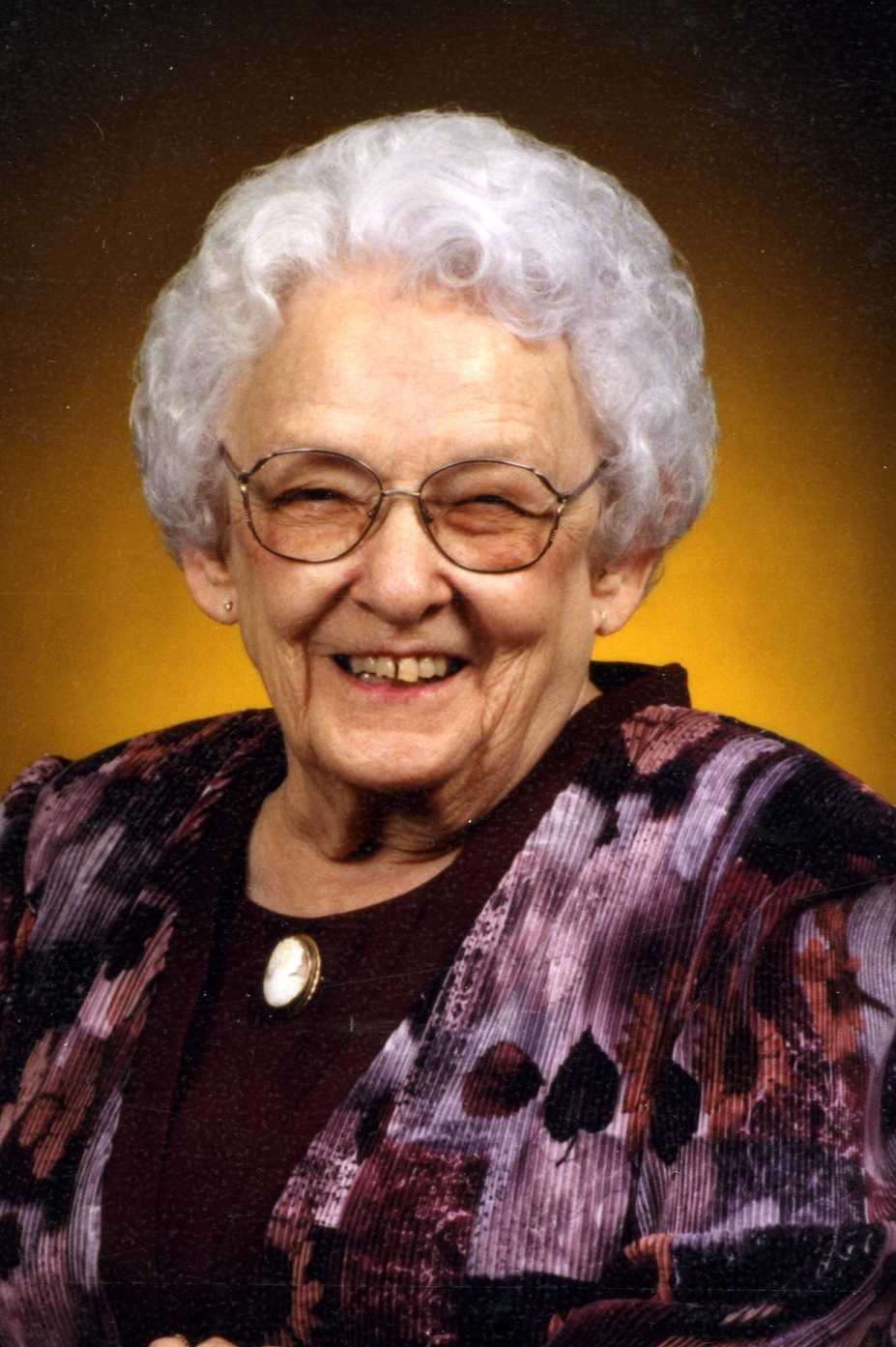 Mabel Lee's Instagram, Twitter & Facebook on IDCrawl