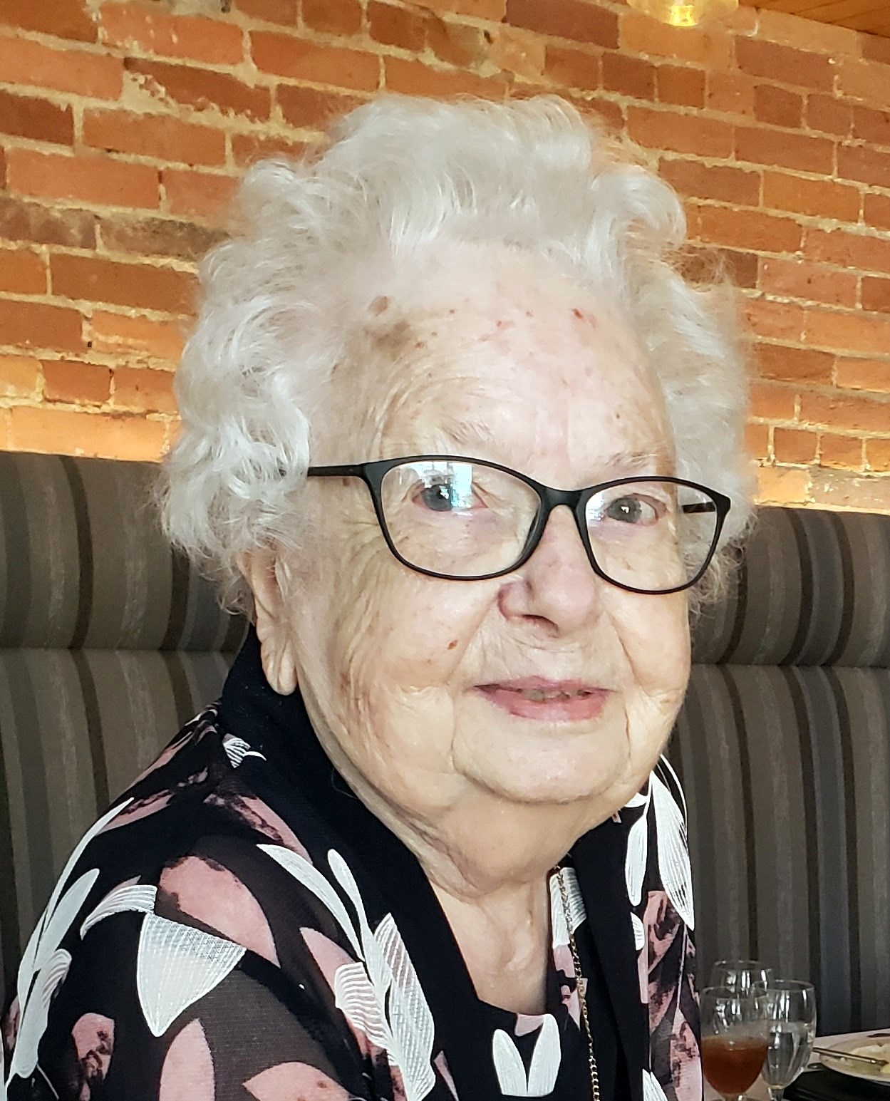 Juanita "Nita" A. McConnell Obituary - Fort Wayne, IN