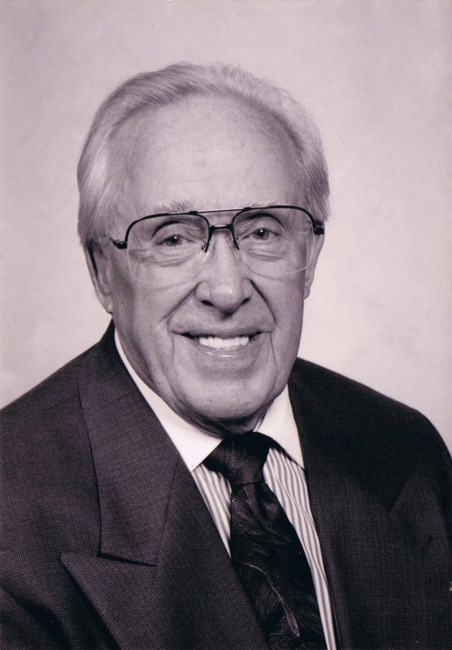 Teoría del Ciclo de Vida del Producto: Raymond Vernon