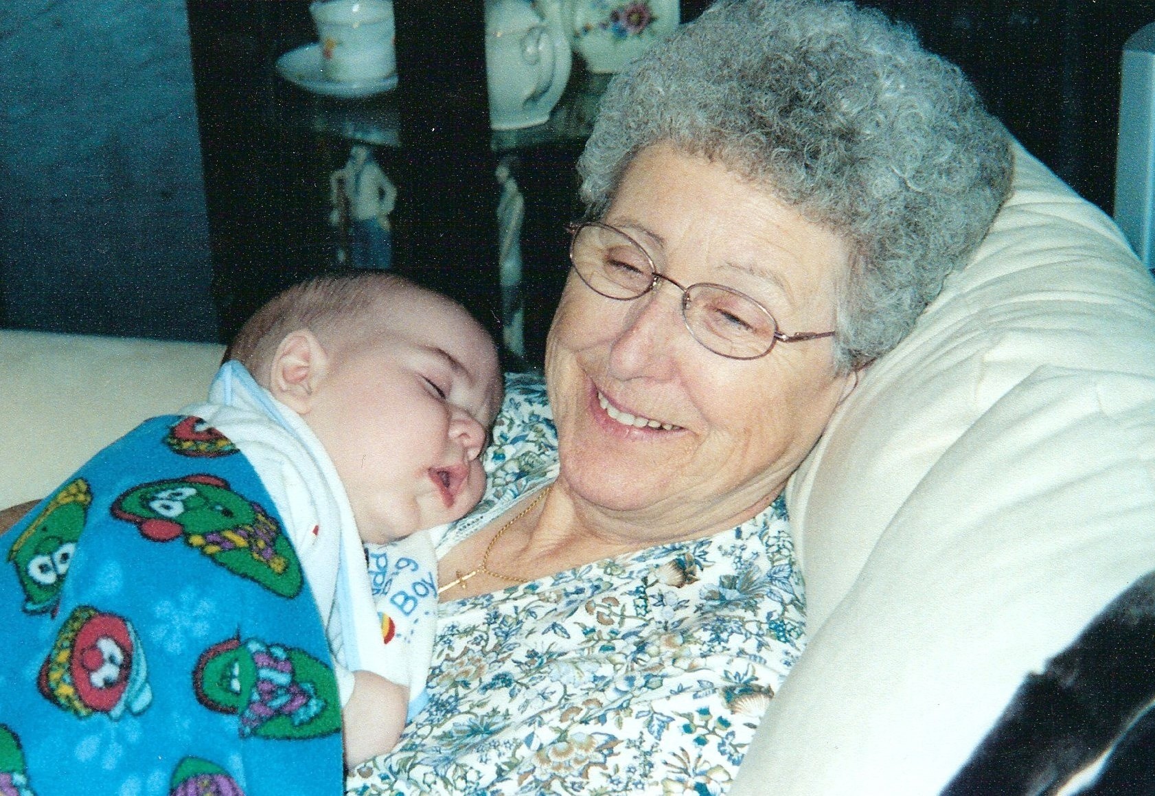 Anna Boyer's Instagram, Twitter & Facebook on IDCrawl