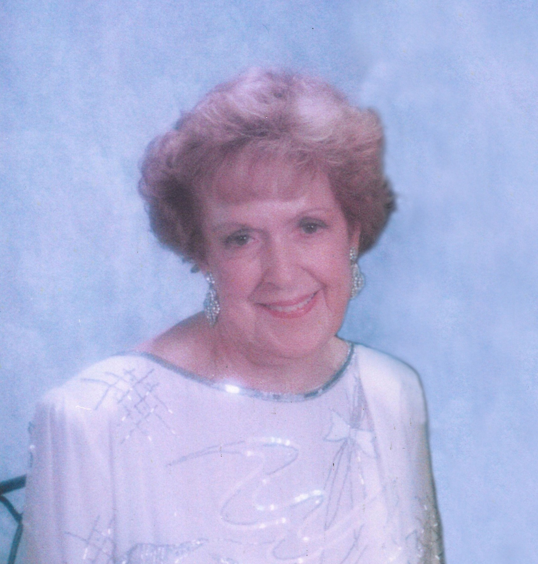 Dorothy Kloeckner Obituary - Corona Del Mar, CA