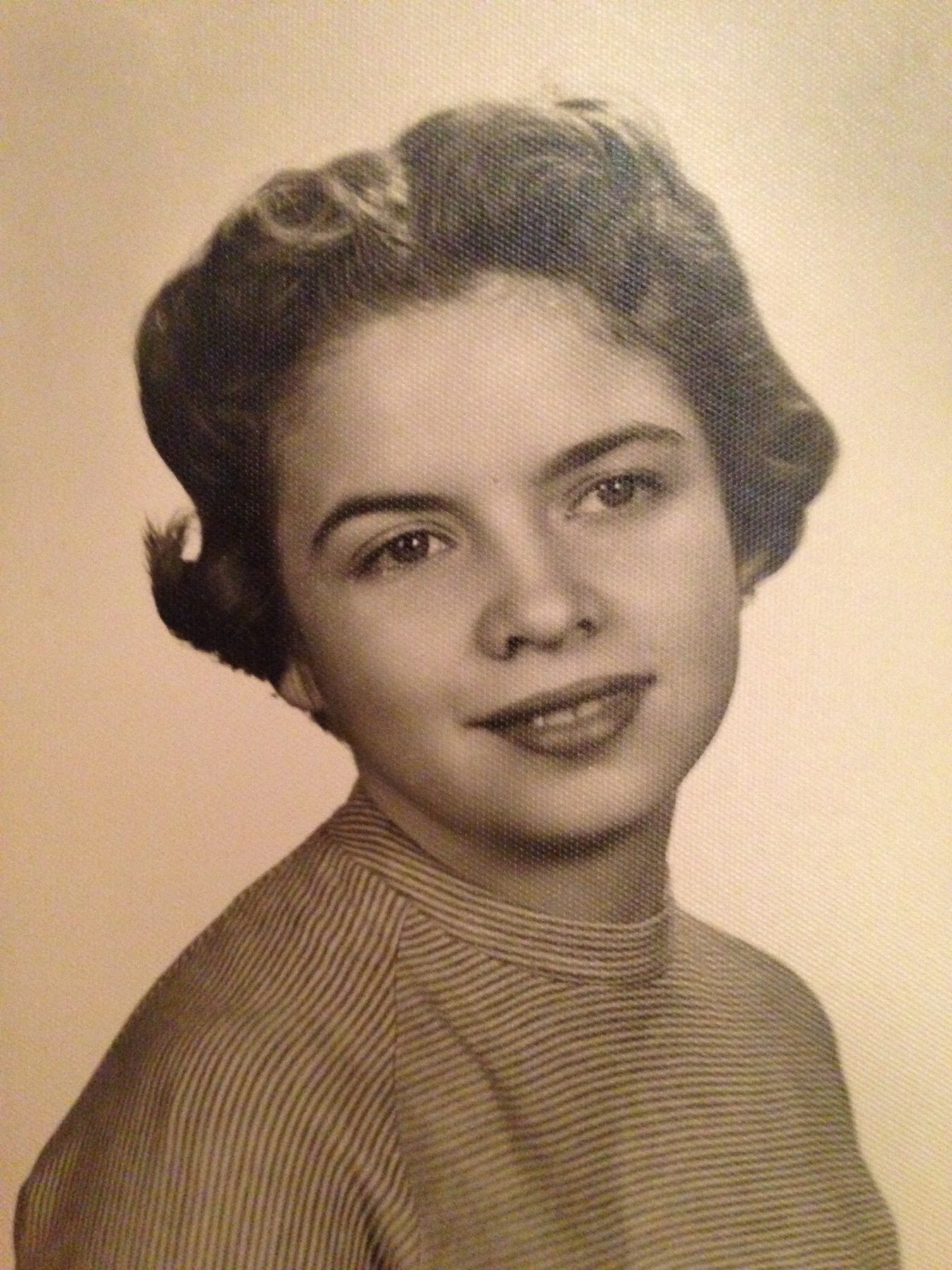 Kelly Hubert's Instagram, Twitter & Facebook on IDCrawl