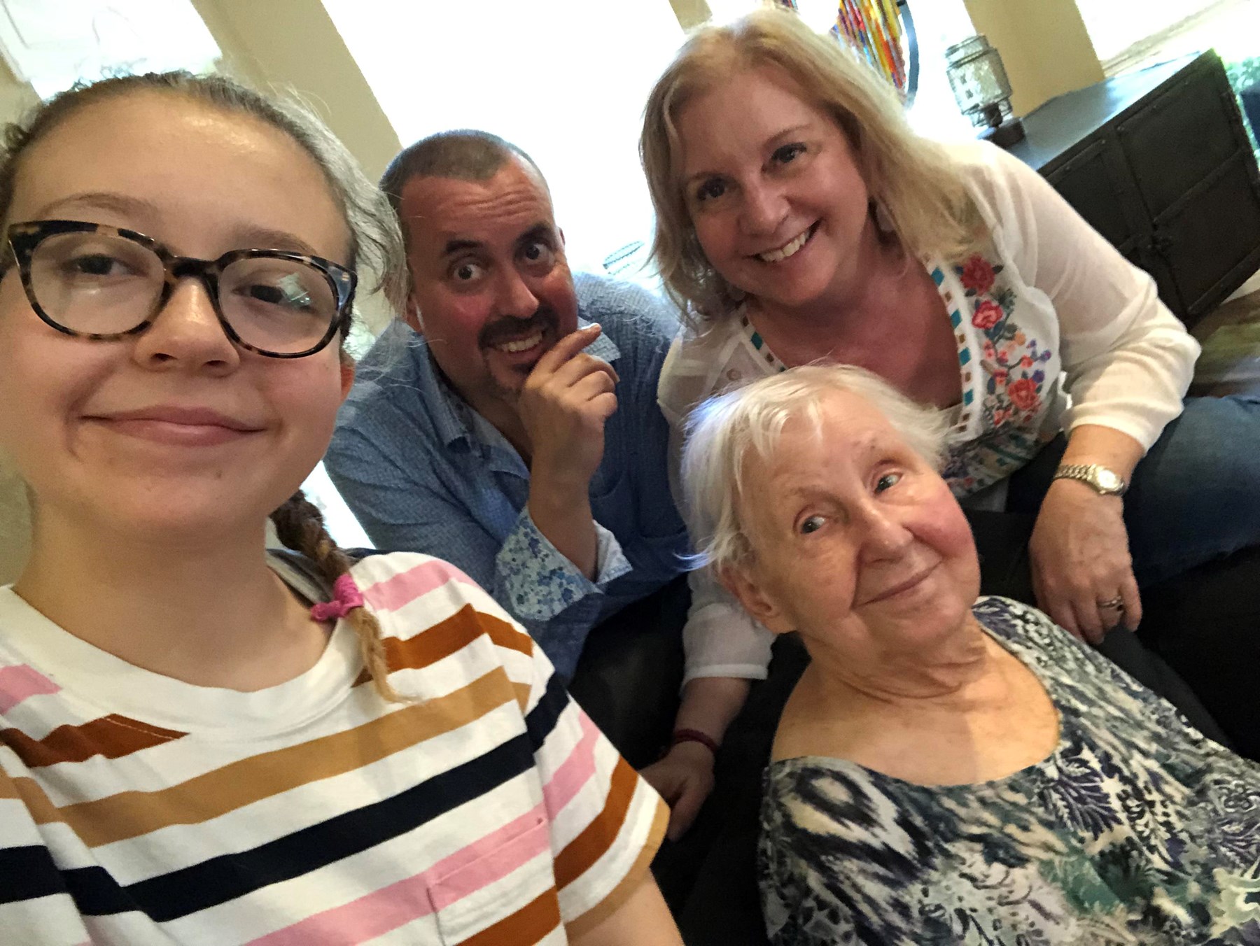 Elsa North's Instagram, Twitter & Facebook on IDCrawl