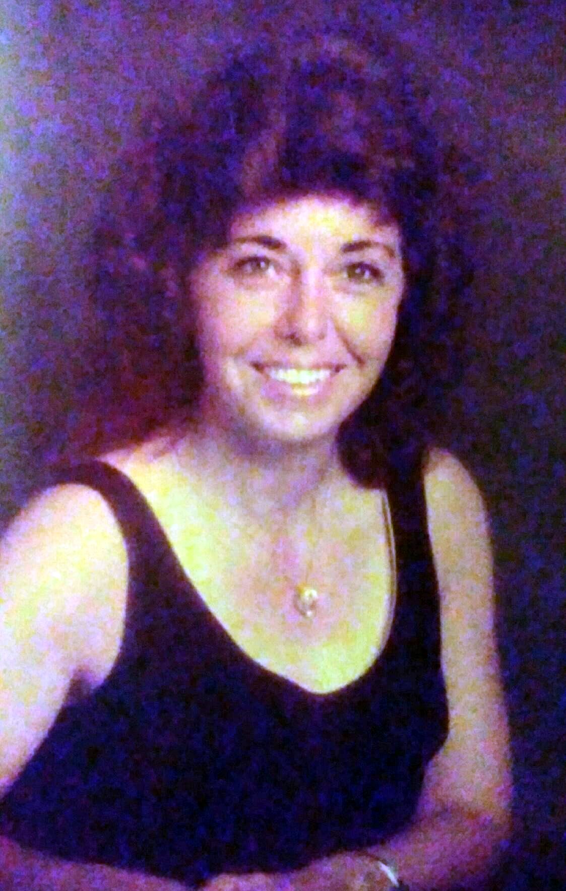 Sarah Hartley's Instagram, Twitter & Facebook on IDCrawl