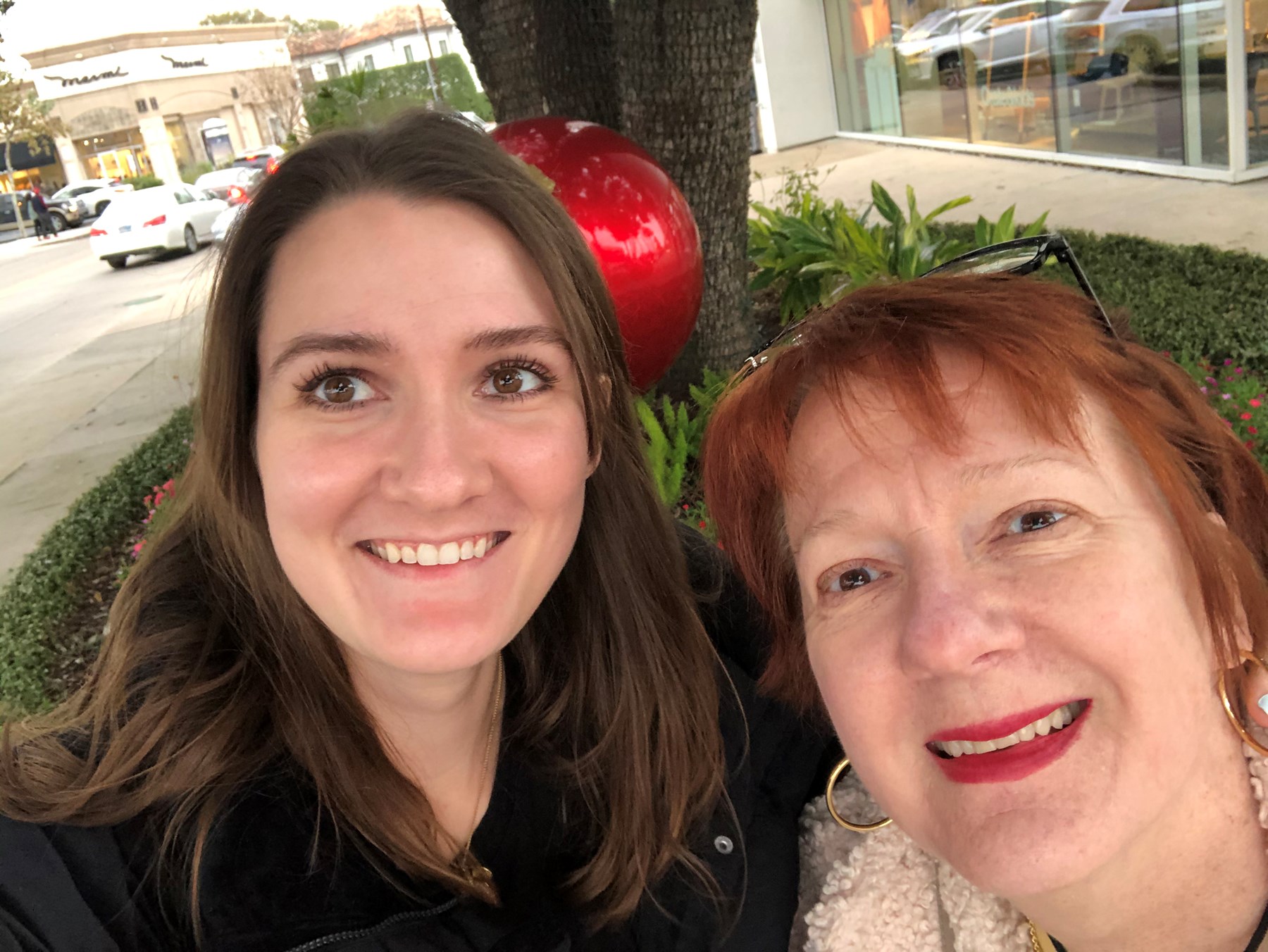 Liz Marek's Instagram, Twitter & Facebook on IDCrawl