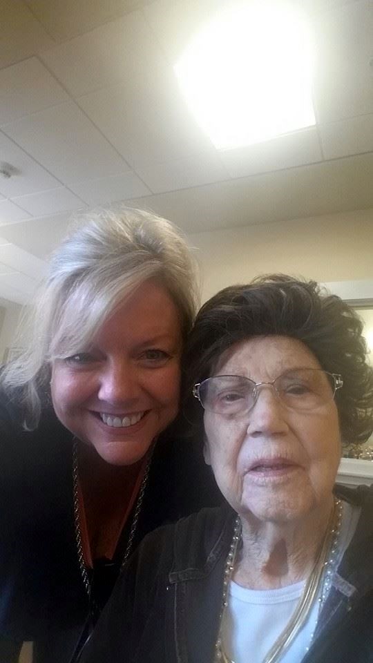 Rebecca Dilts's Instagram, Twitter & Facebook on IDCrawl