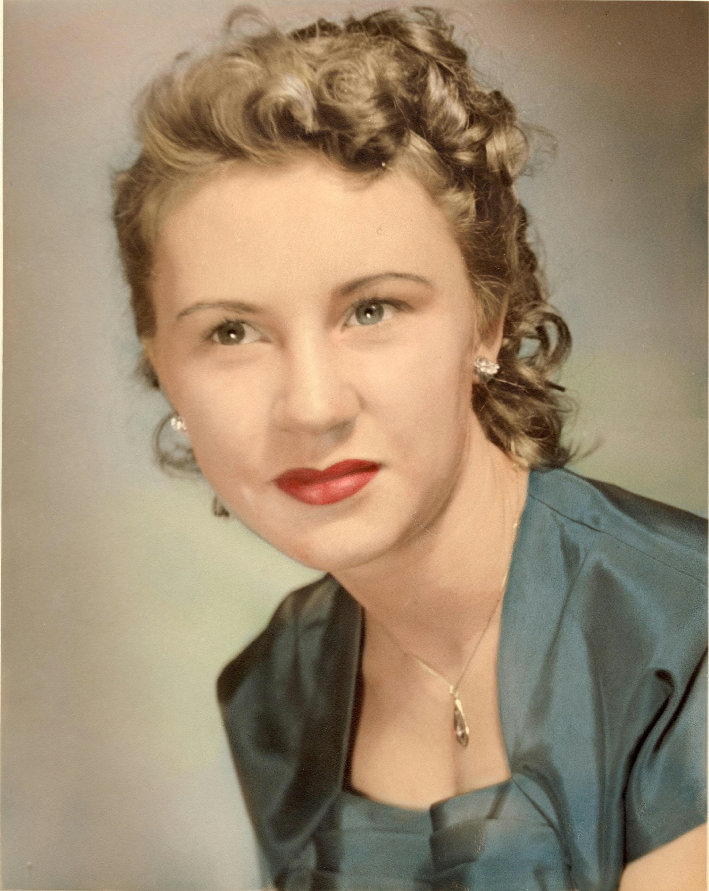 Audrey Simmons's Instagram, Twitter & Facebook on IDCrawl