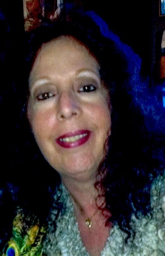 Lori Ferrara's Instagram, Twitter & Facebook on IDCrawl