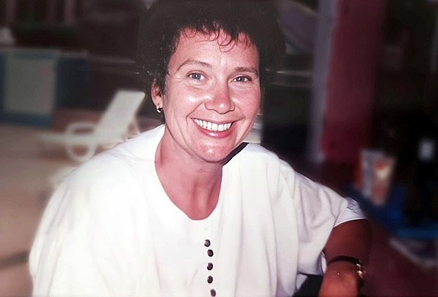 Sally Lineberger Obituary - Williamsburg, VA