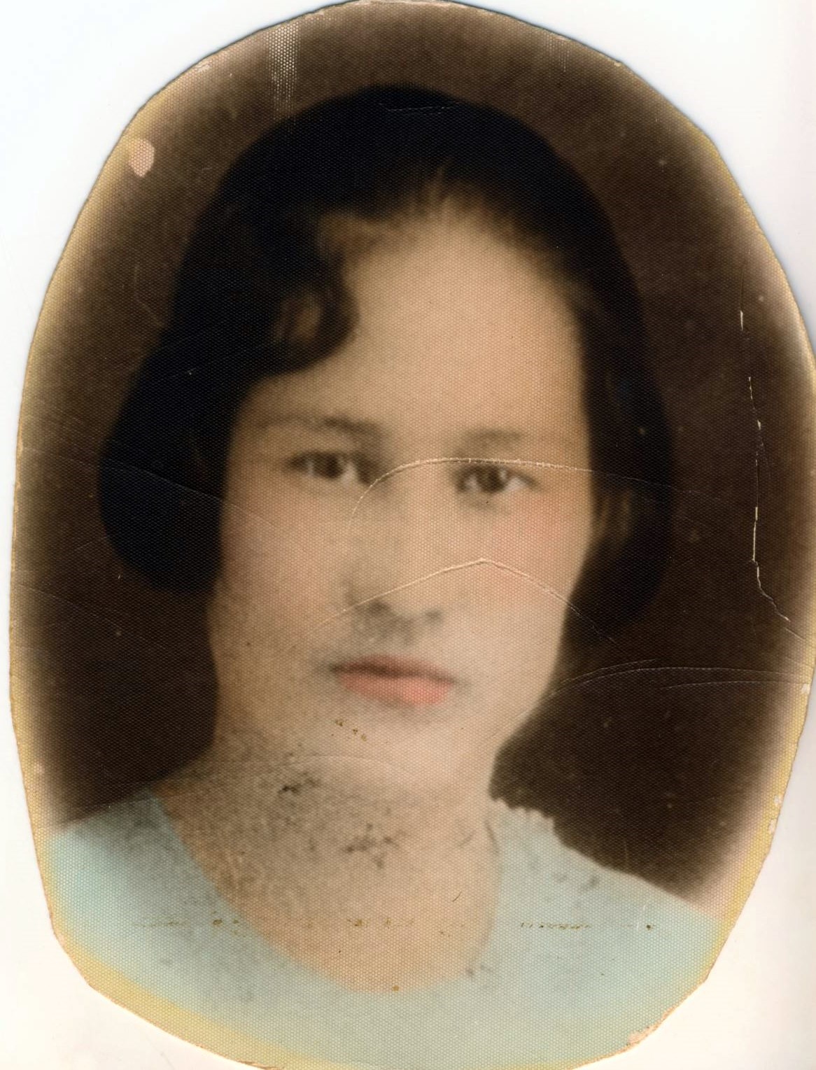 Lily Leon's Instagram, Twitter & Facebook on IDCrawl