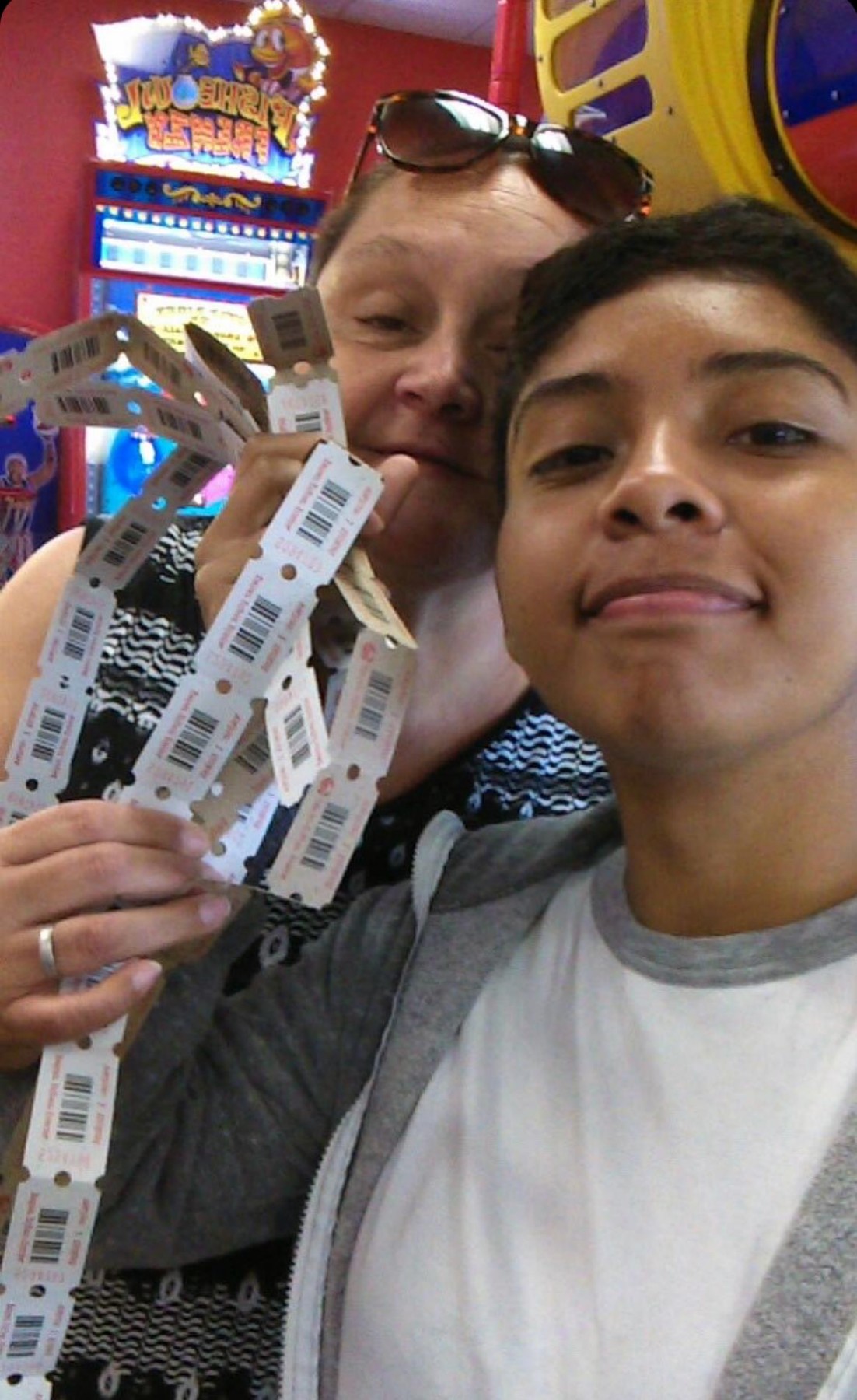 Gloria Lujan's Instagram, Twitter & Facebook on IDCrawl