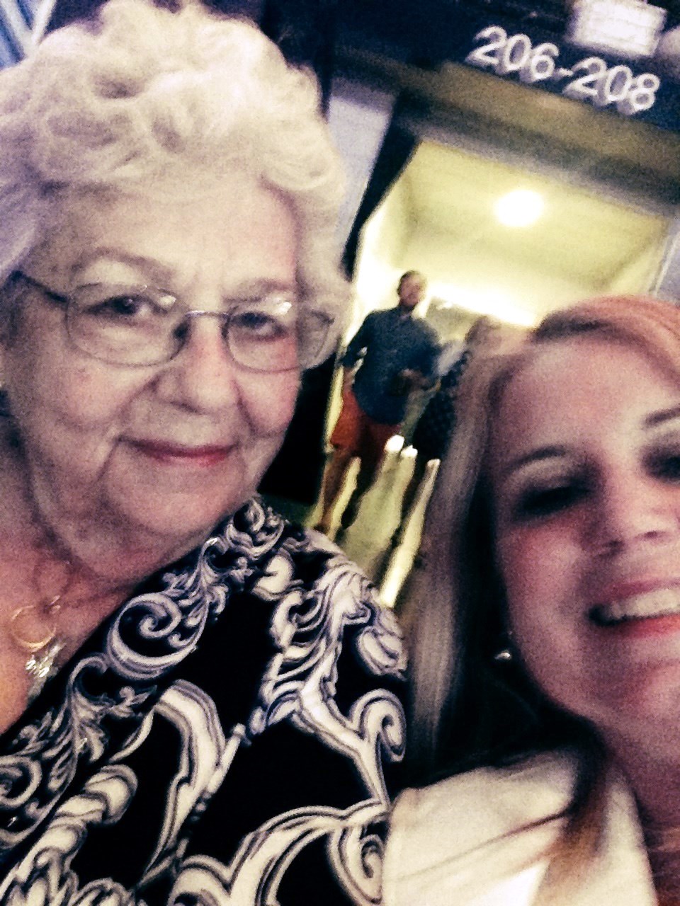 Amy Poulos's Instagram, Twitter & Facebook on IDCrawl