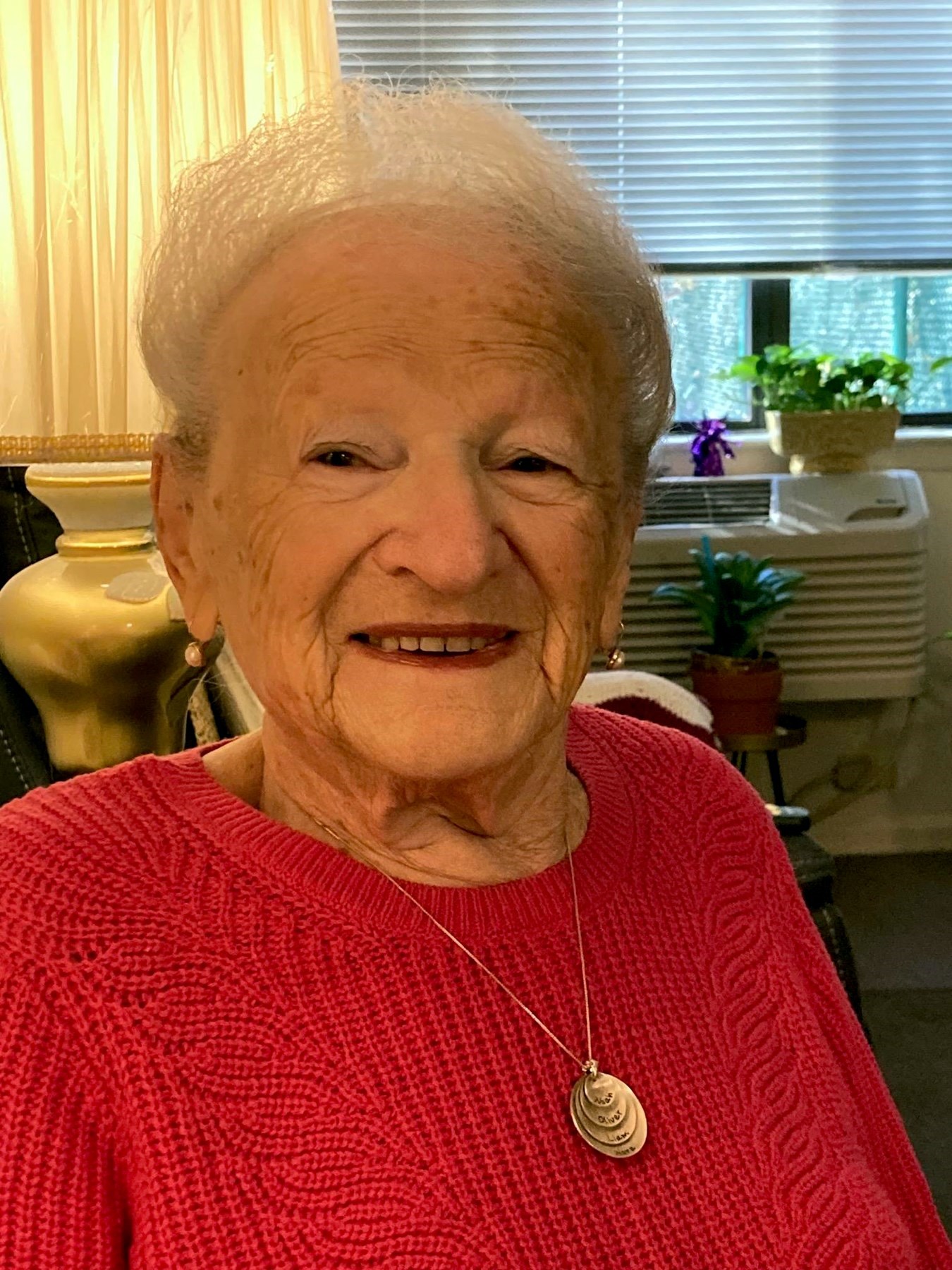 Helen Lawsky Obituary - Forest Hills, NY