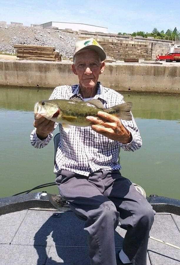 Clyde Russell Obituary - Knoxville, TN