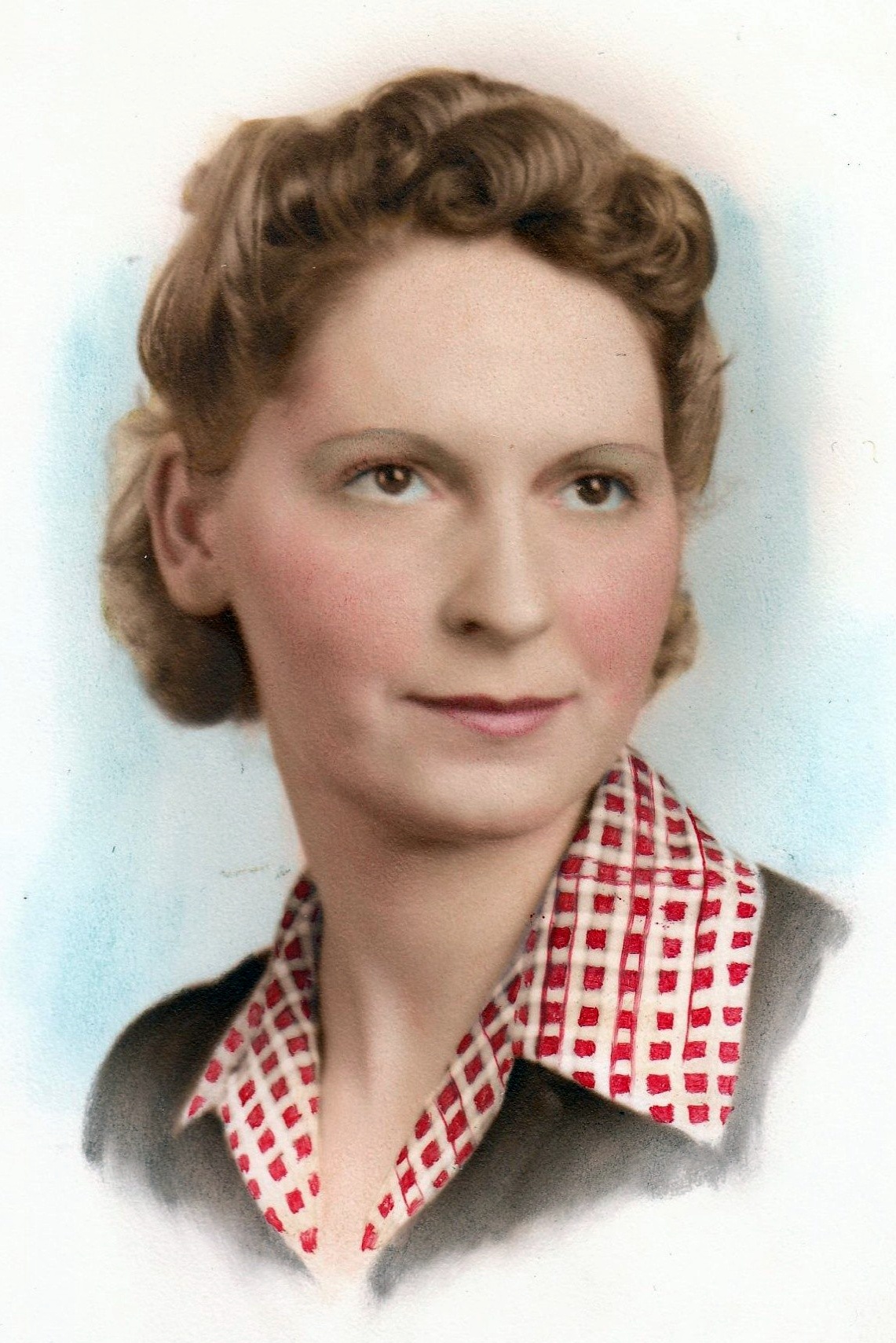 Hallie Clark's Instagram, Twitter & Facebook on IDCrawl