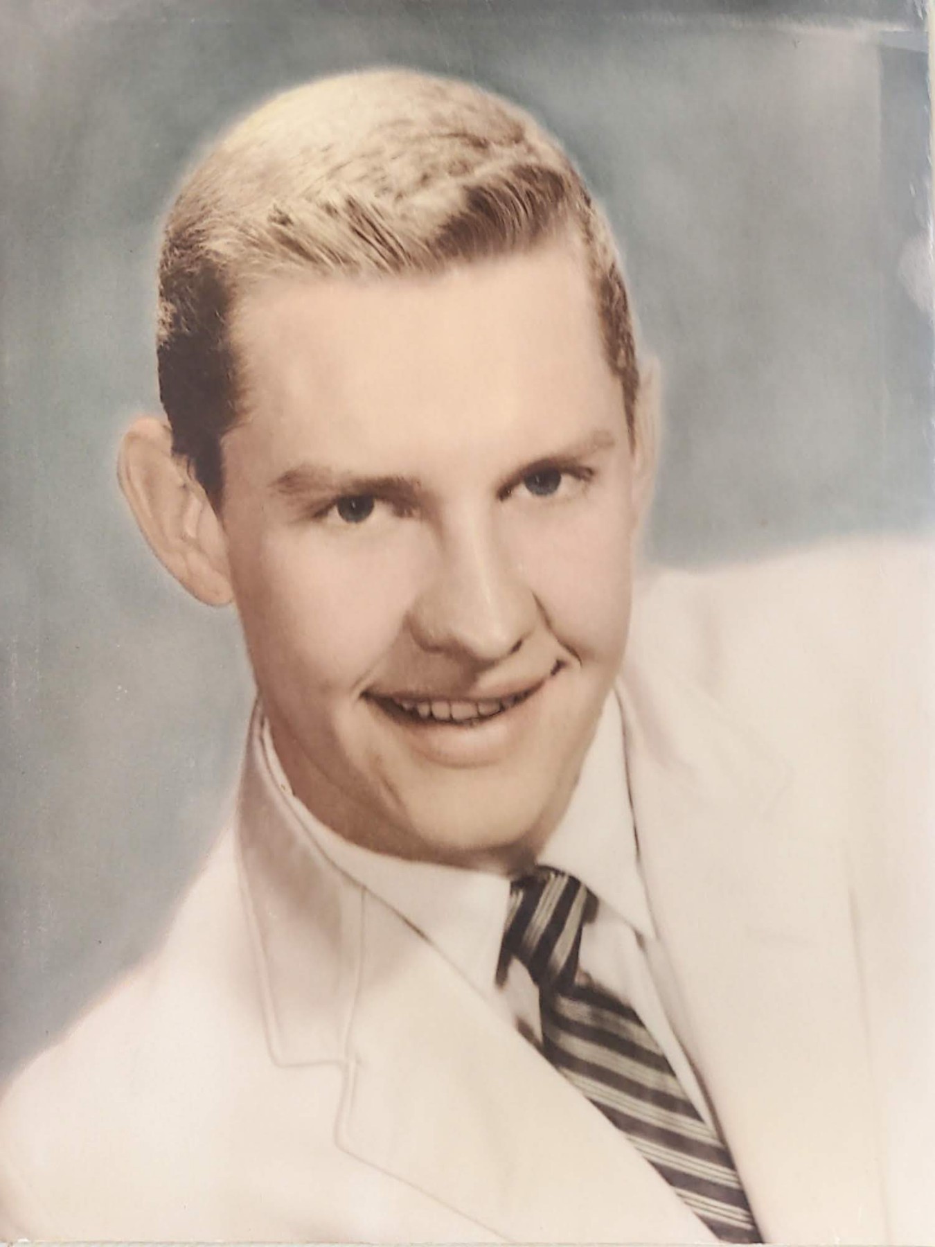 Leo Hanna Obituary - Corona Del Mar, CA