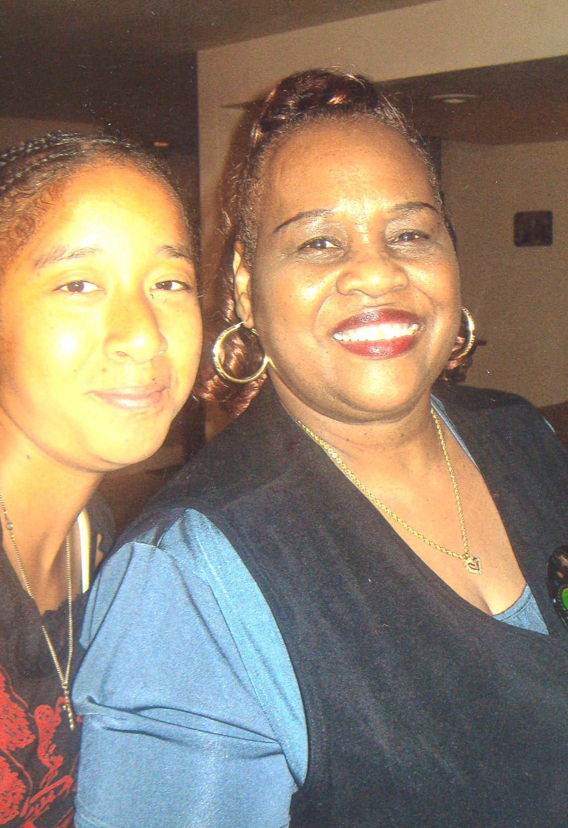 Debra Graham's Instagram, Twitter & Facebook on IDCrawl