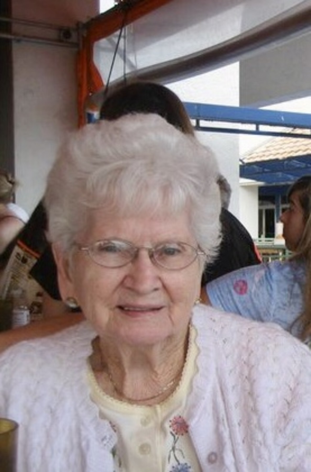 Pauline Rice's Instagram, Twitter & Facebook on IDCrawl