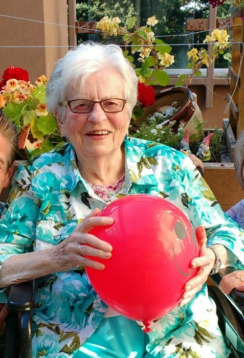 Lavina VANCE Obituary - Parksville, BC