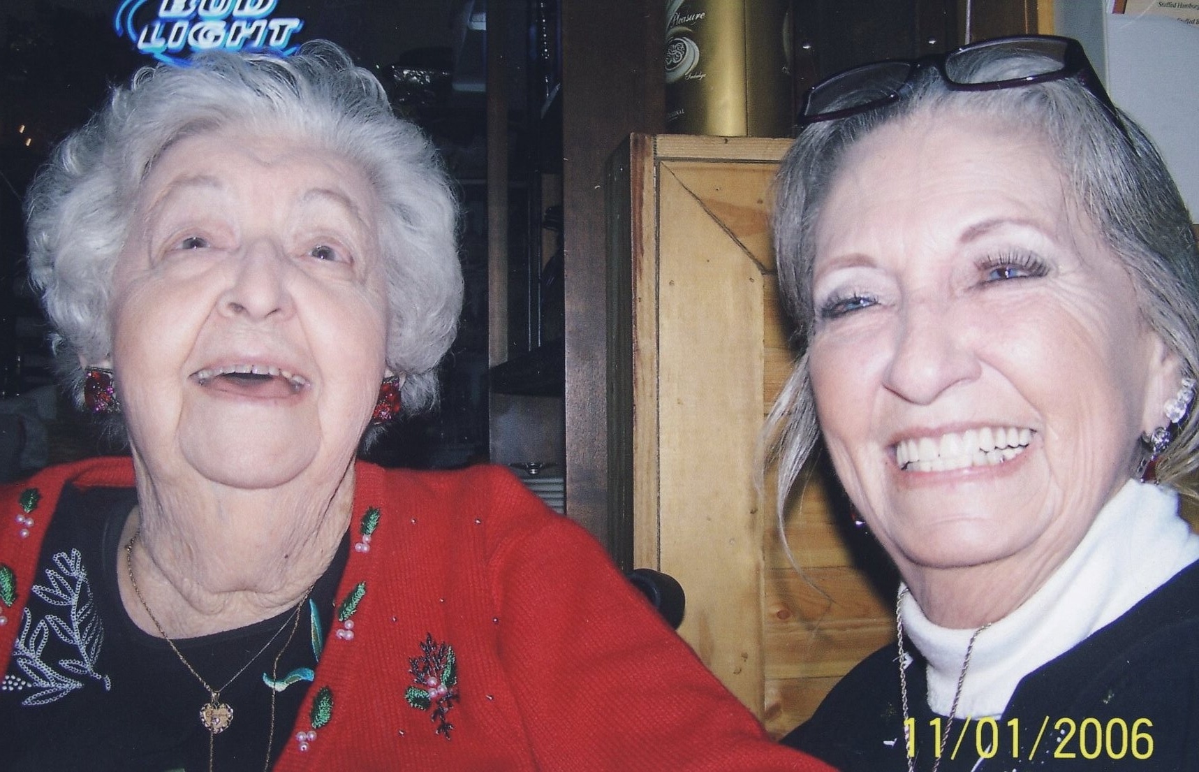 Julie Frierson's Instagram, Twitter & Facebook on IDCrawl