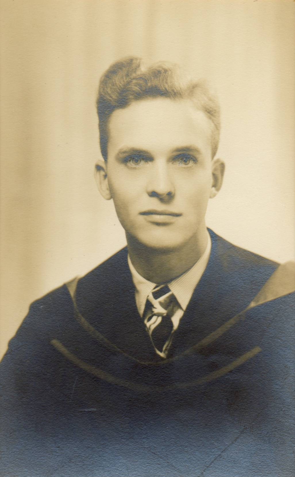 Isabella Pollock's Instagram, Twitter & Facebook on IDCrawl