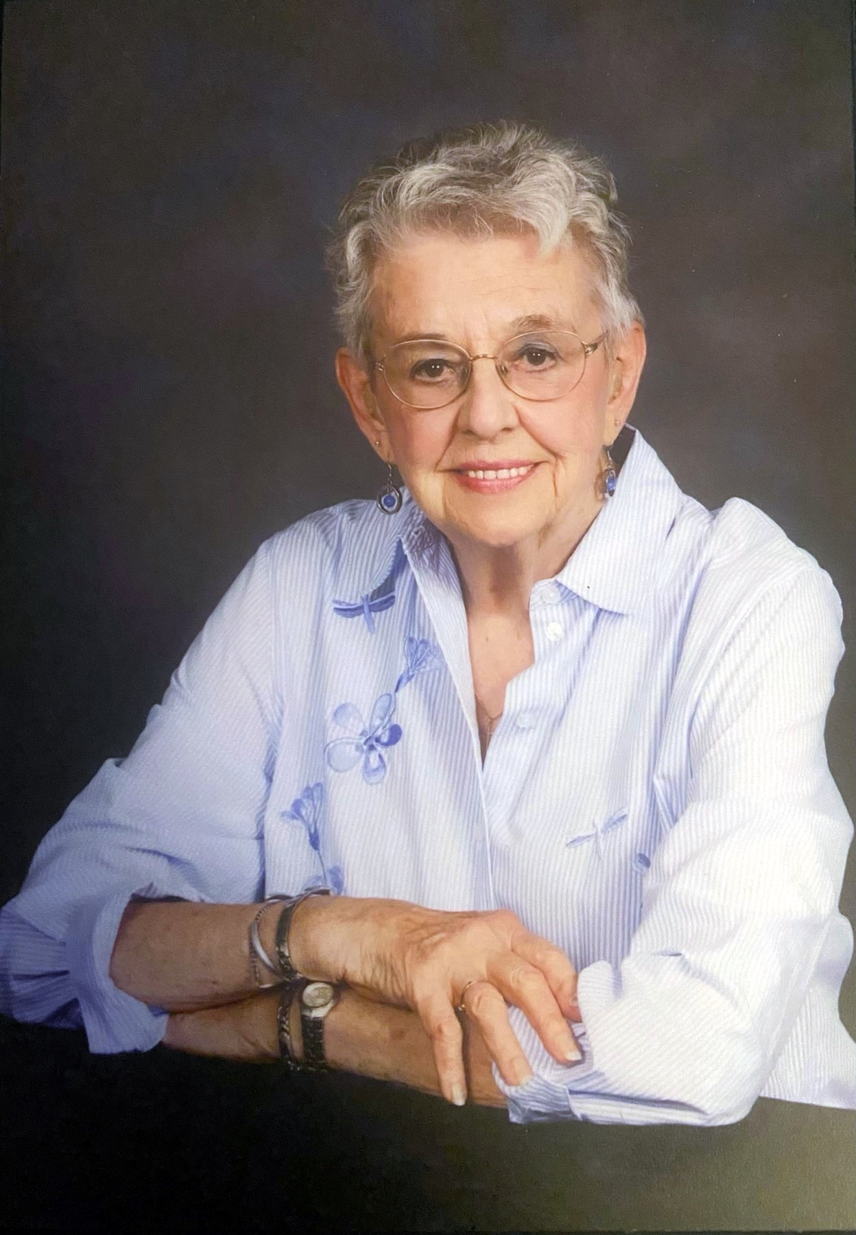 Dorothea Sharp Obituario - Hamilton, ON