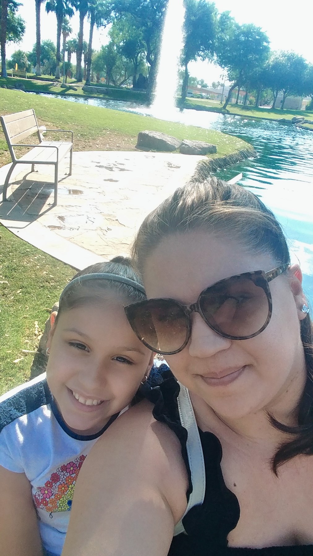 Holly Acosta's Instagram, Twitter & Facebook on IDCrawl