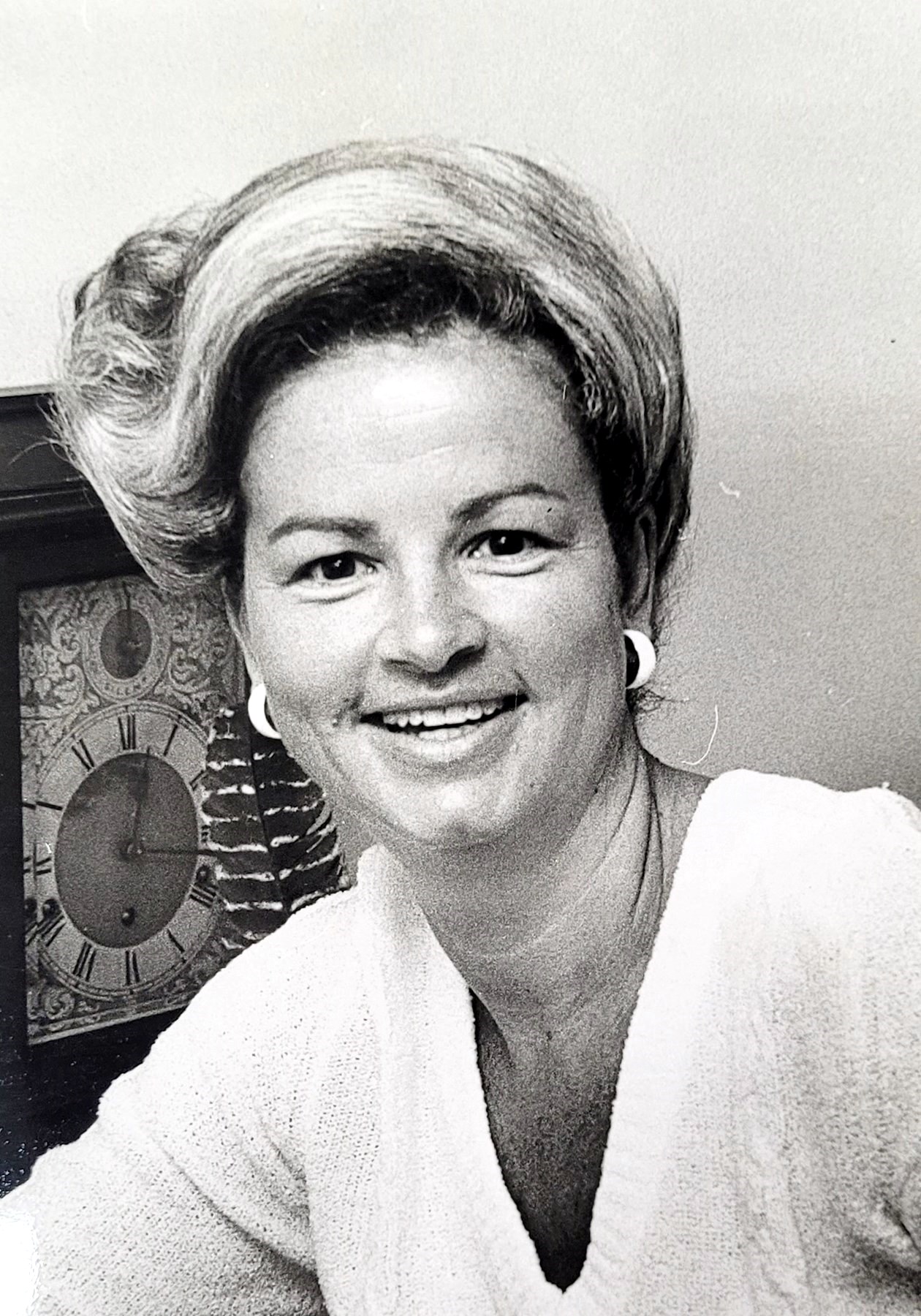 Barbara Bash Gregory Obituary - Fort Wayne, IN - Share Memory