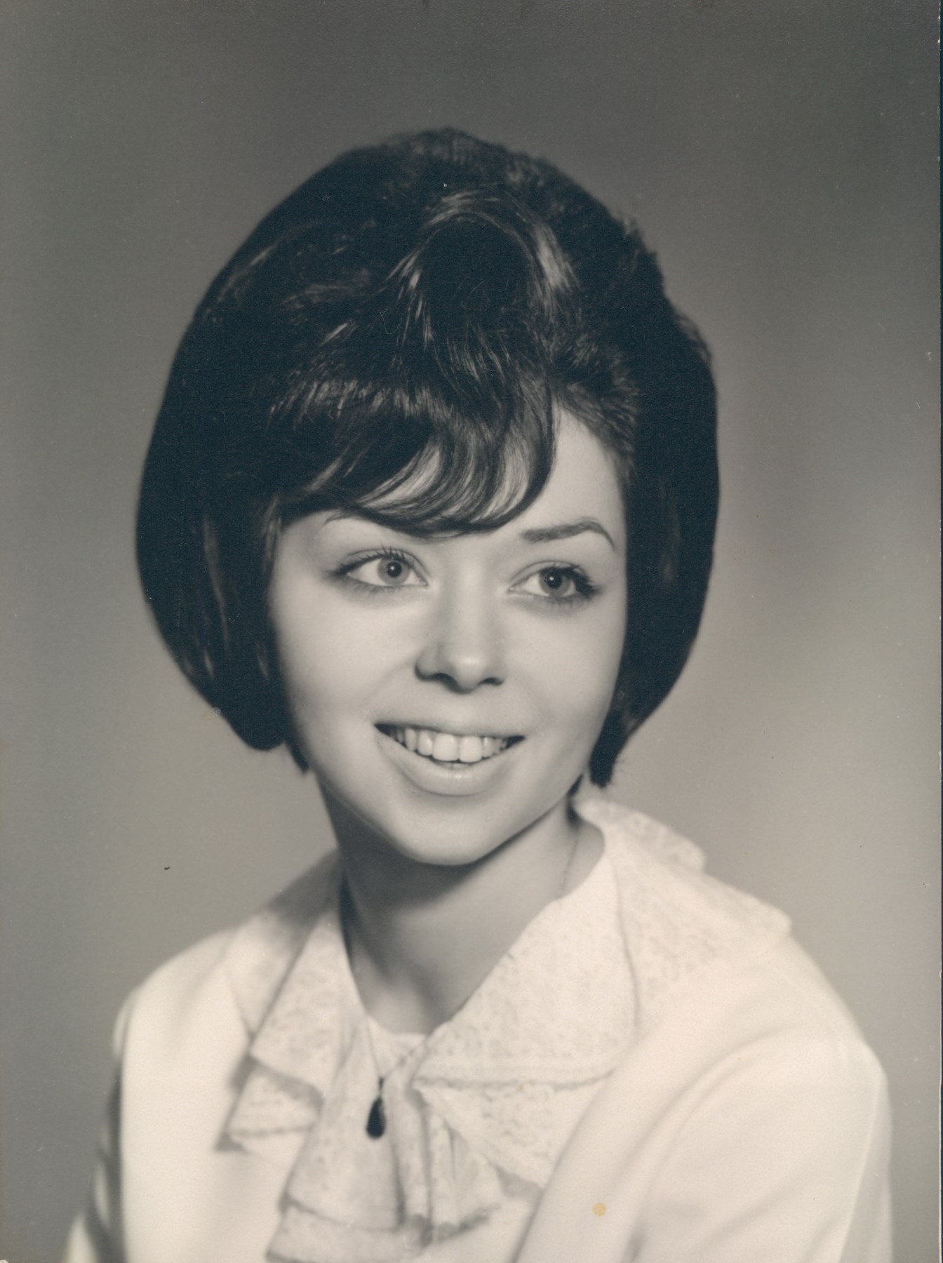 Diana Howard's Instagram, Twitter & Facebook on IDCrawl